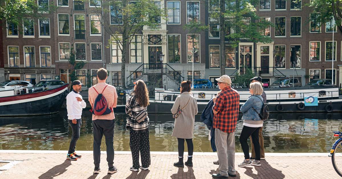 Visite à pied de 2 heures sur les points forts et l'histoire d'Amsterdam - Klook États-Unis